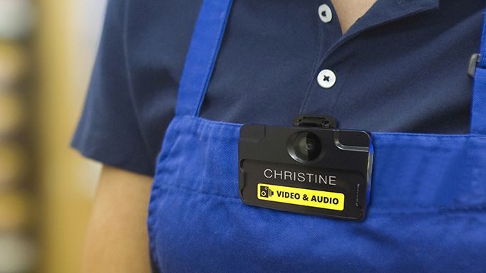 XPR 7000 Series Portable Radio - Motorola Solutions