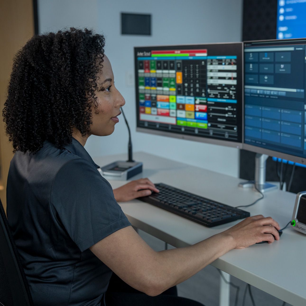 Avtec Scout Voice Dispatch Console - Motorola Solutions