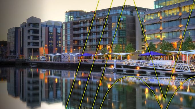 SRX 2200 Combat Radio - Enhanced - Motorola Solutions EMEA