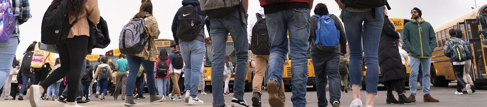 Response solutions for safe schools - Motorola Solutions