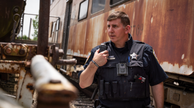 MOTOTRBO™ DGP™5050 Portable Two-way Radio - Motorola Solutions