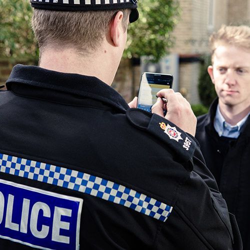 Pronto Digital Policing - Motorola Solutions EMEA